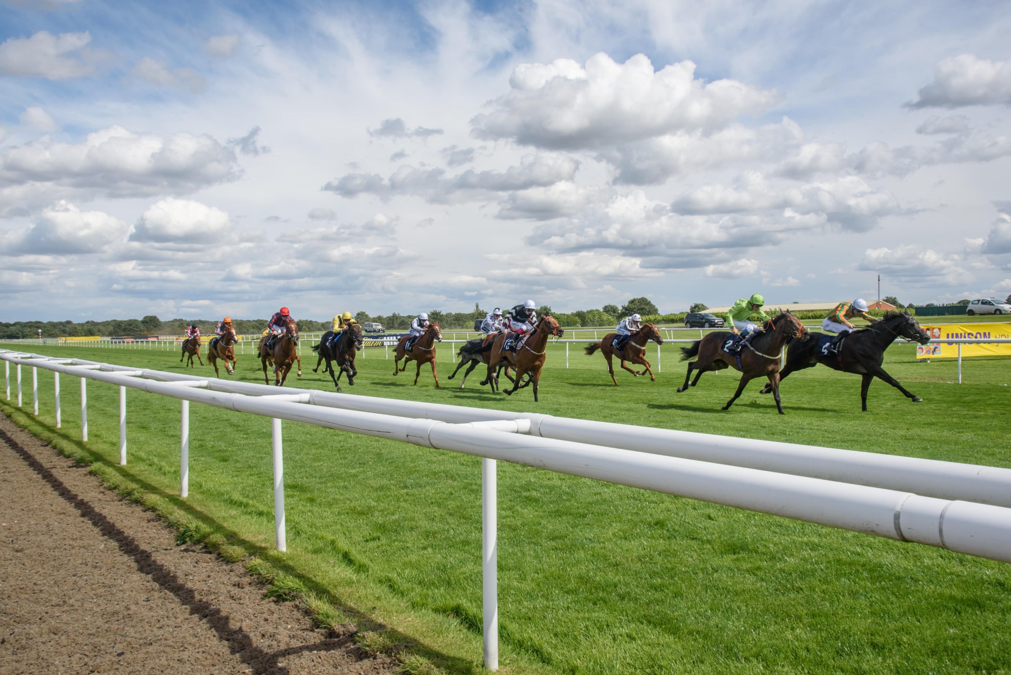 Haydock Races - Package Coach Trips | National Holidays